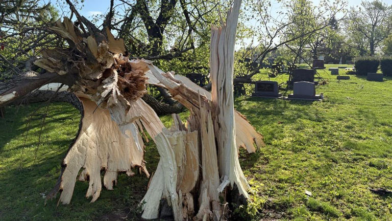 Mayville residents begin recovery after EF-2 tornado causes damage