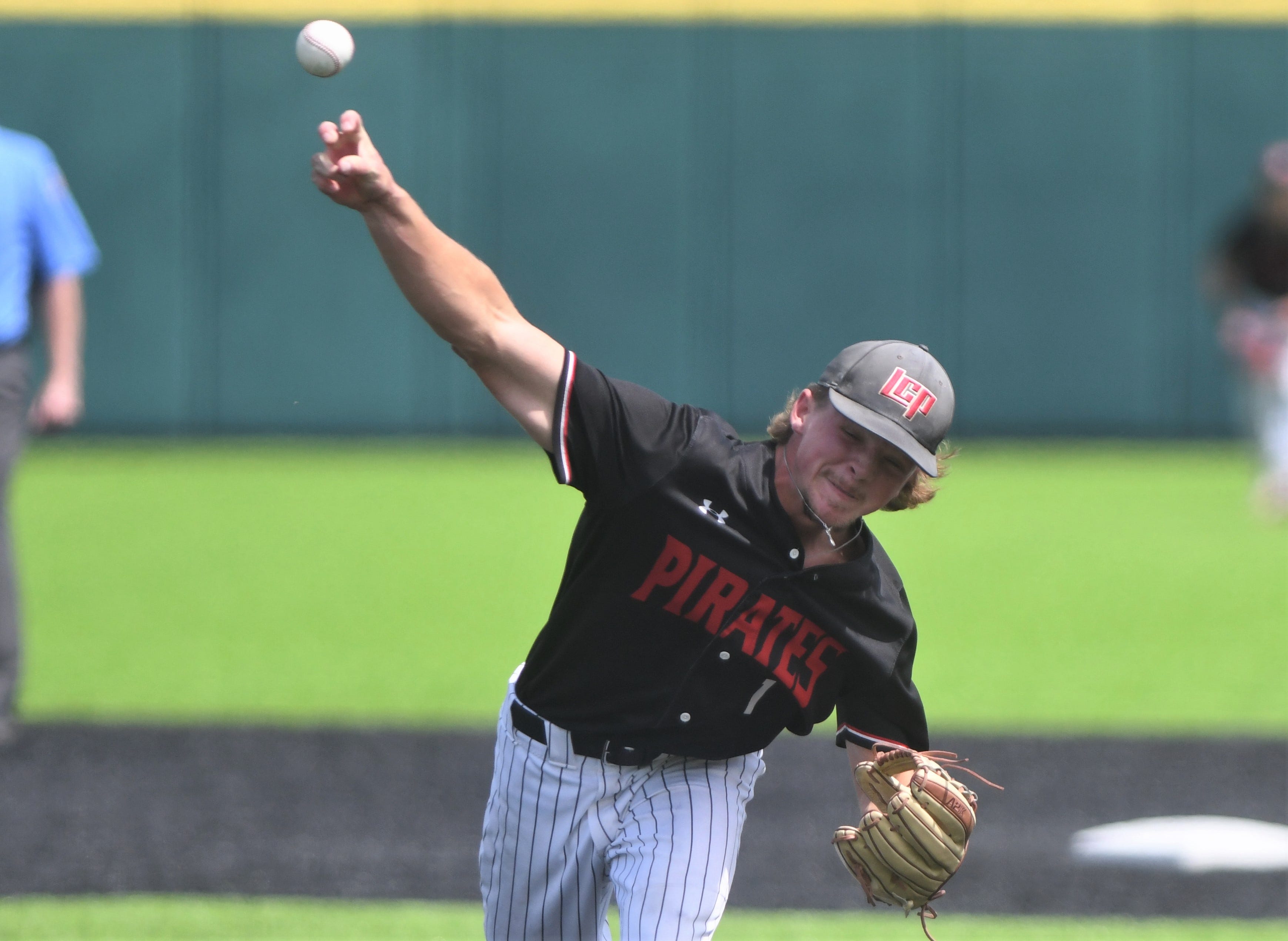 Gus Cook, Lubbock-Cooper baseball dig deep in Game 3 to take series ...