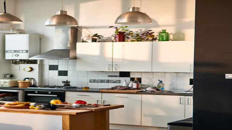 8 Outdated Kitchen Lighting Trends That You Should Avoid