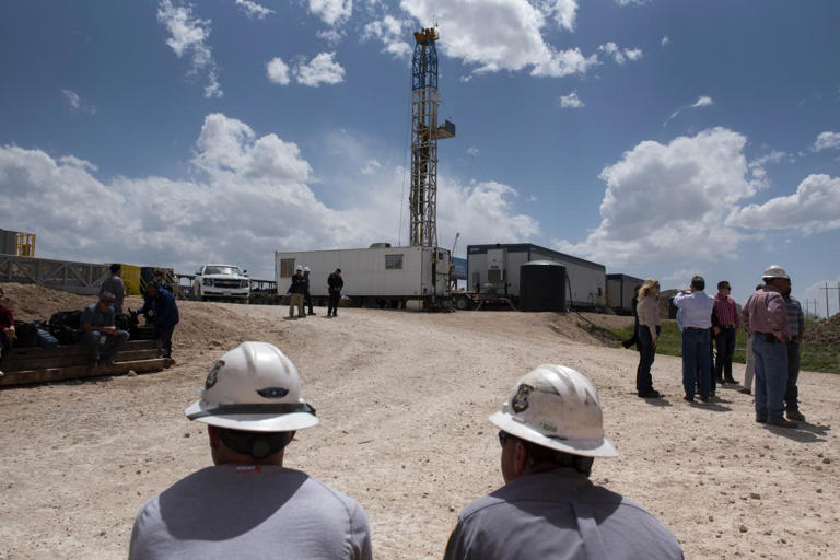 U.S. Drillers Say Peak Shale Has Arrived