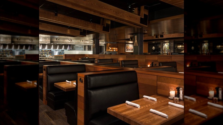 Ruth's Chris Steakhouse Vs J. Alexander's: How Do The Chains Compare?