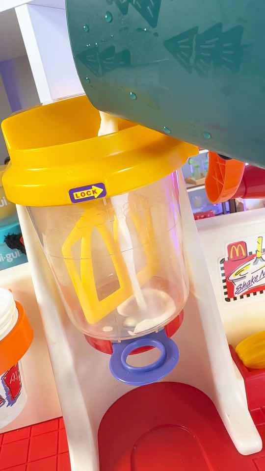McDonald’s Happy Meal Magic Shake Maker #asmr #mcdonalds #nostalgia
