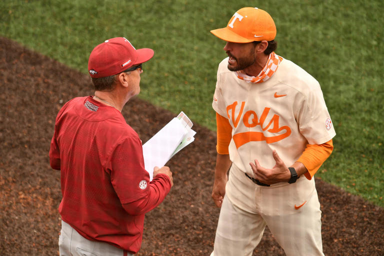 Tony Vitello's record versus Arkansas baseball at Tennessee