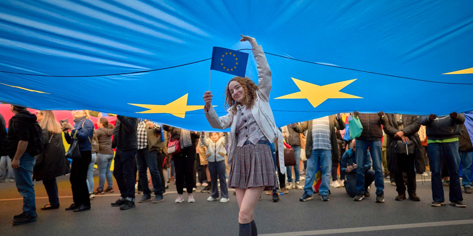 Ekonom: ”Varför ska EU ge bort skattepengar?”