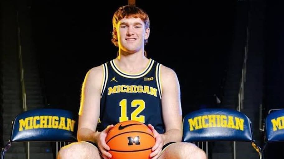 Michigan basketball player selected to FIBA World roster
