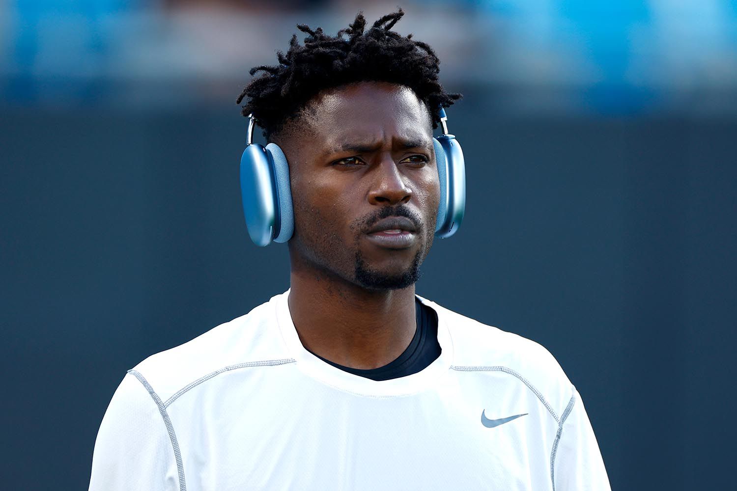Former NFL Star Antonio Brown Says He Was ‘Jumped’ at Miami Boxing ...