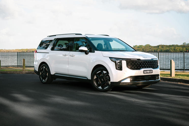 2025 Kia Carnival GT-Line diesel review