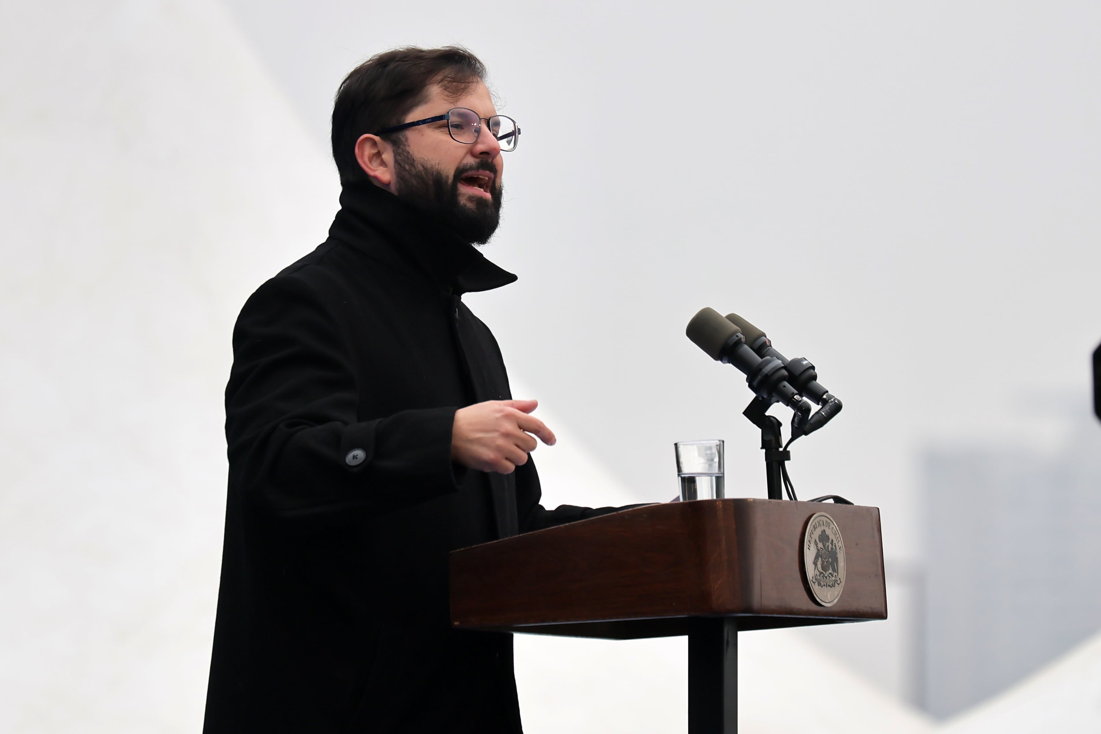 Boric apunta contra “tijera de podar” de Matthei y remarca que desde el ...