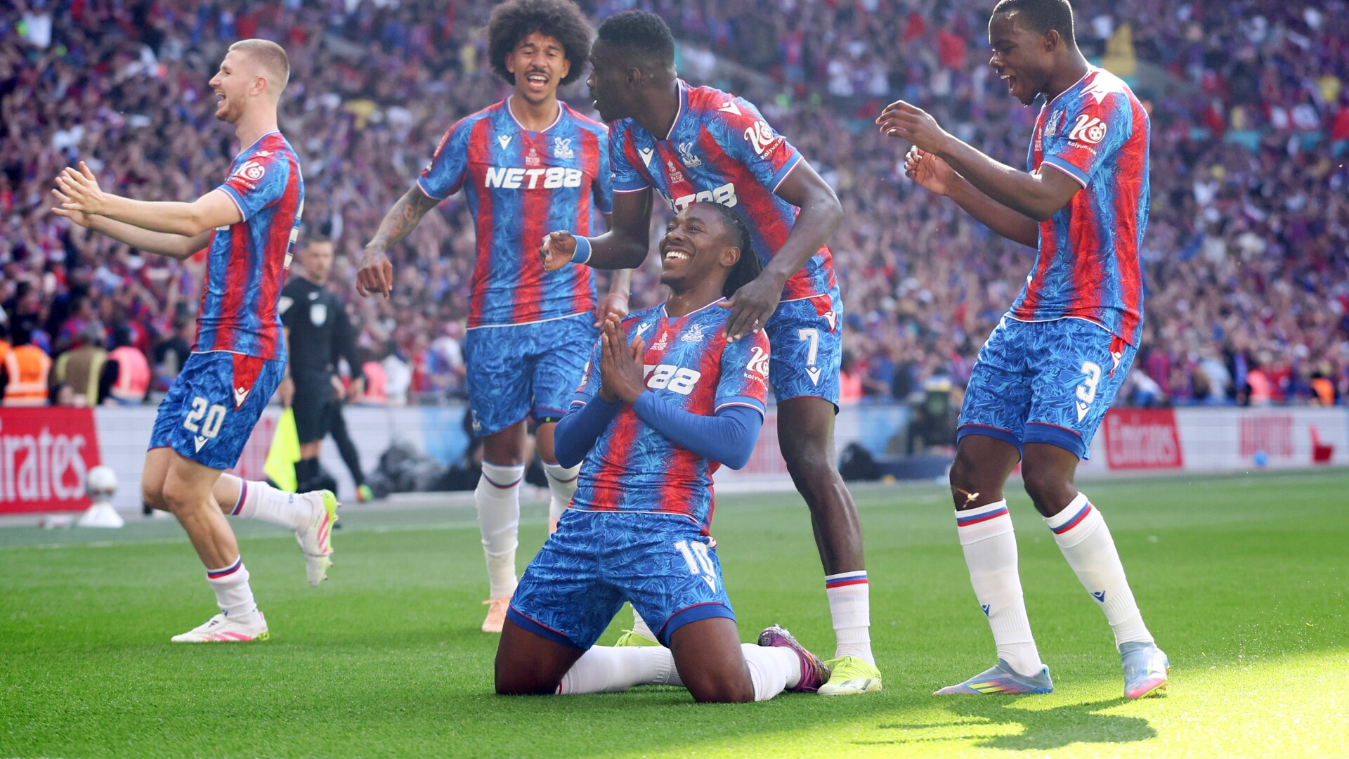 Crystal Palace vs Manchester City LIVE FA Cup final Updates, watch live ...