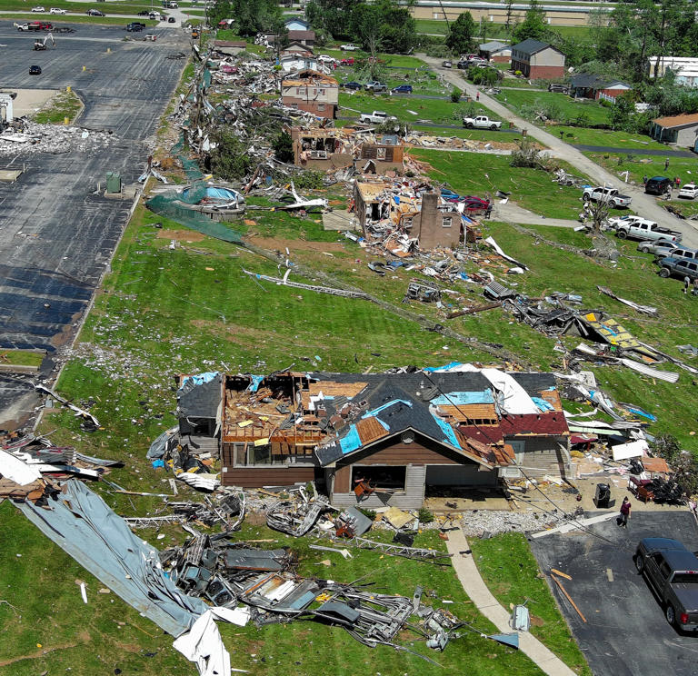 Beshear: At least 18 killed, 10 in critical condition after tornado ...