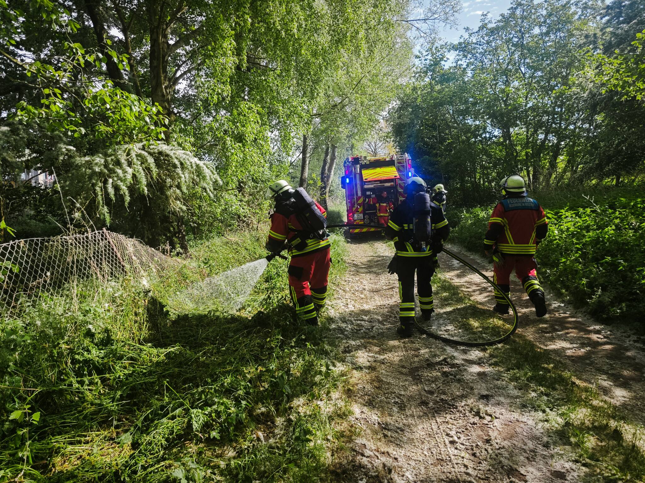 Oldenburg: Flächenbrand in der Nähe des Tierheims