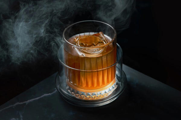 Classic Old Fashioned Recipe: How To Make the Iconic Whiskey Cocktail