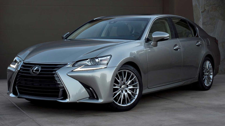 Largest Lexus sedan models of the last 10 years