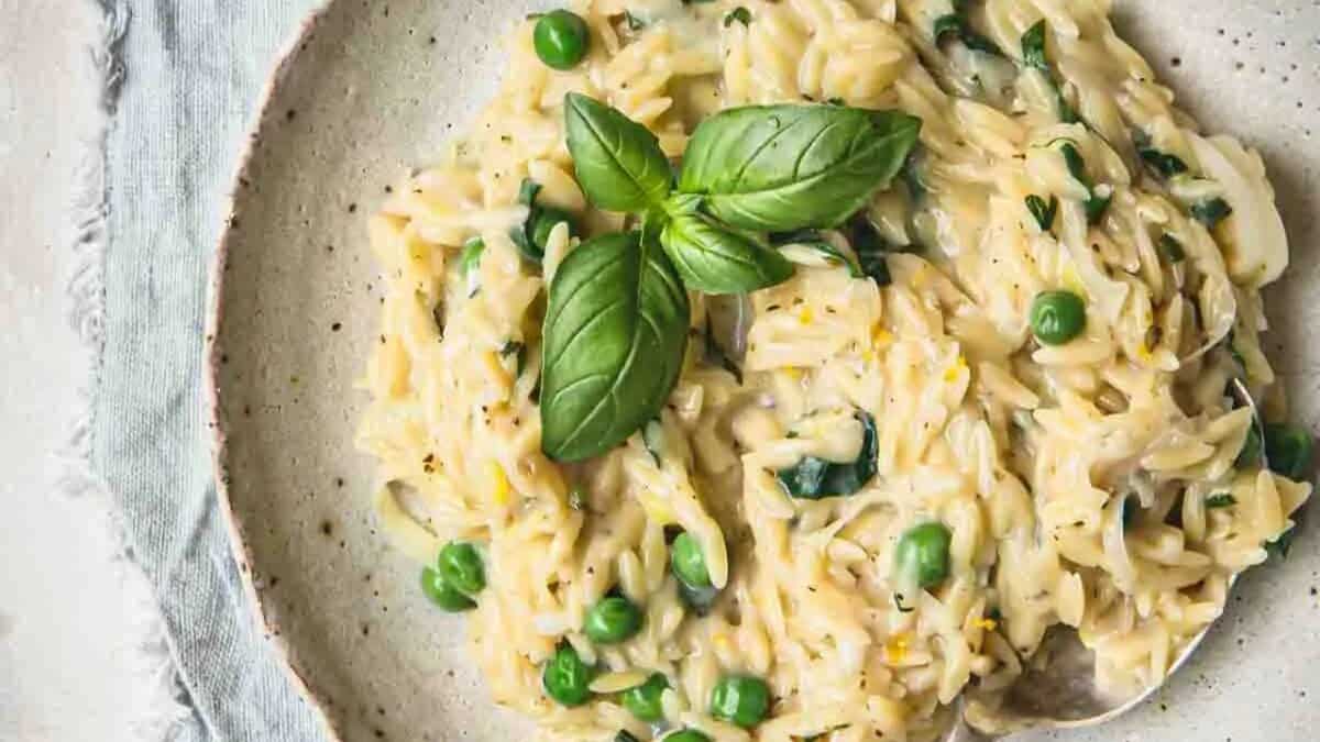 23 best simple pasta recipes with few ingredients