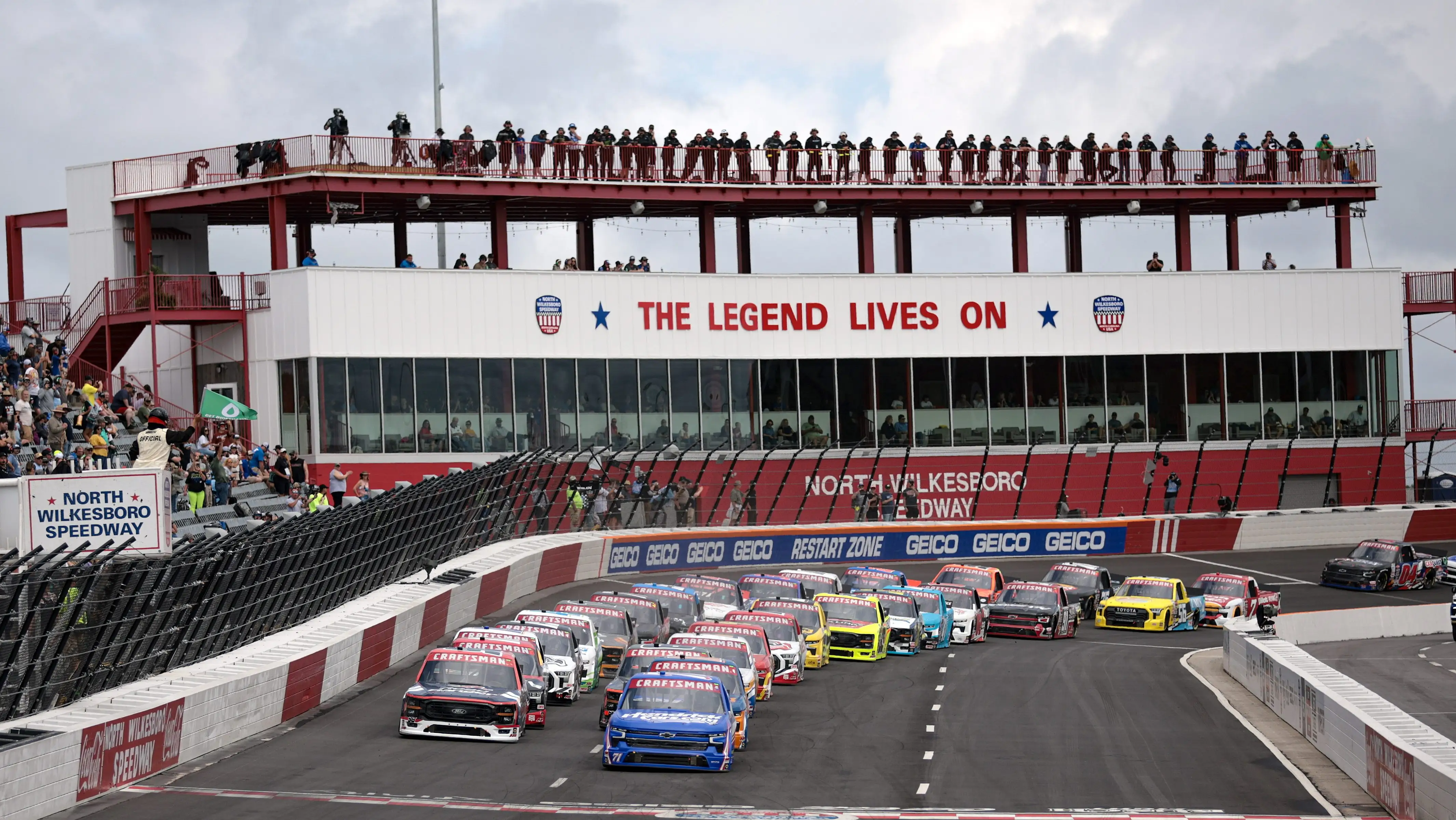 NASCAR Truck Series Window World 250 Preview: Favorite, Underdog, Top ...