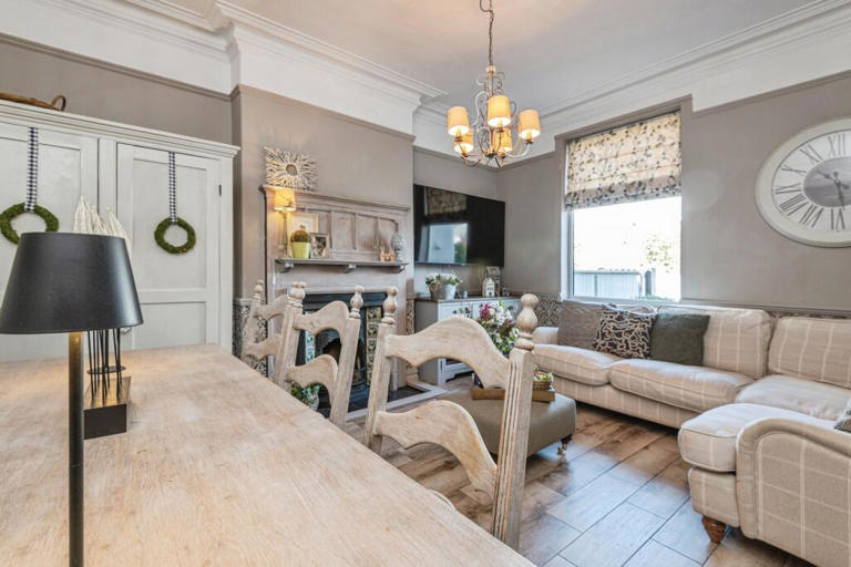 For sale in Leeds: This stylish family home in the heart of Garforth ...