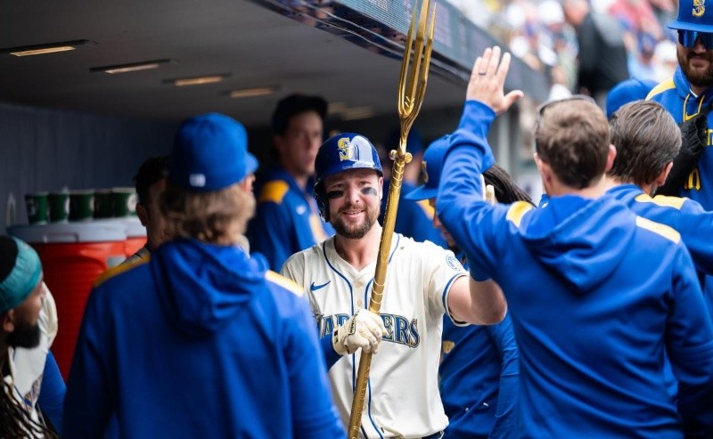 MLB 2025:Logan Evans Shines, J.P. Crawford Homers as Mariners Win Eddie ...