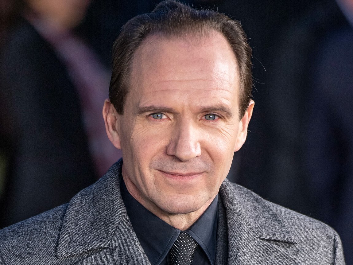 Ralph Fiennes takes over Donald Sutherland's role in "Hunger Games"