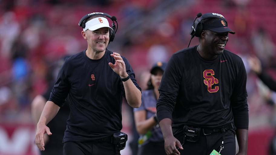 California 4-Star Recruit Quentin Hale Rocks USC Trojans Gloves At ...