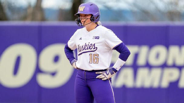 How Alexis DeBoer has made a name for herself at Washington softball
