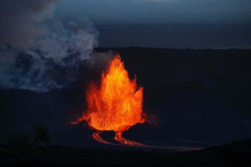 Lava-spewing volcano provides 'beautiful display of nature' as epic ...