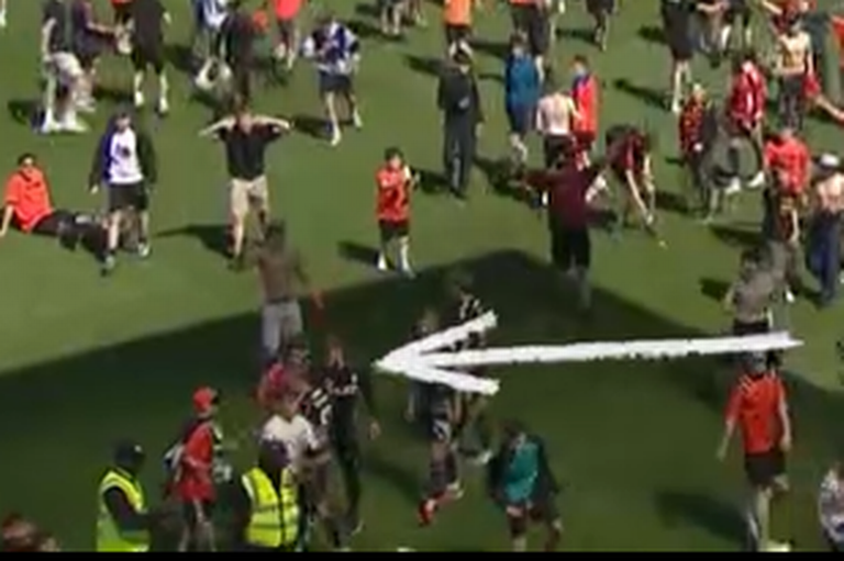 Watch repulsive Jack MacKenzie assault in full as Police Scotland launch manhunt for Aberdeen ...