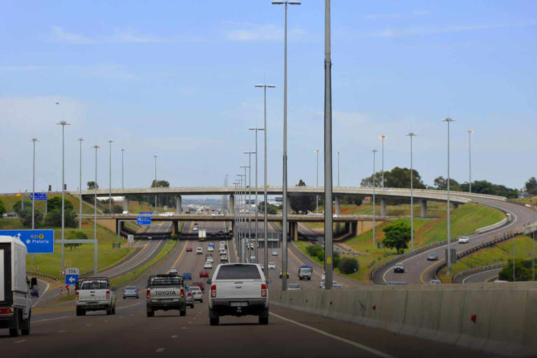 Gauteng live traffic updates: Incidents to take note of on Friday, 15 ...