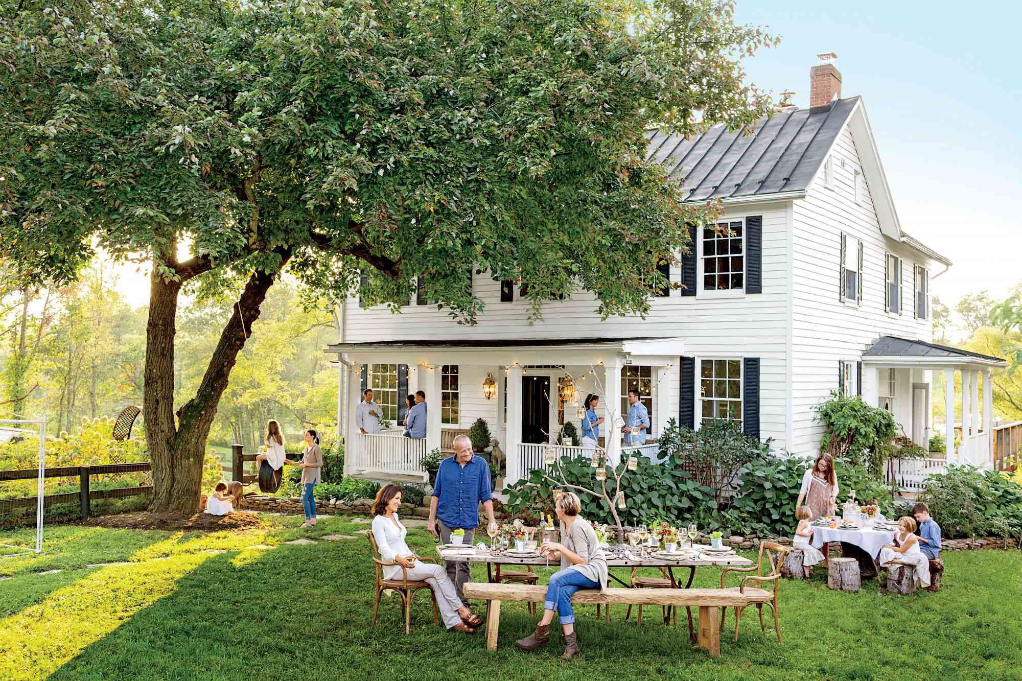 7 Things A Stress-Free Host Would Never Do—And You Shouldn't Either