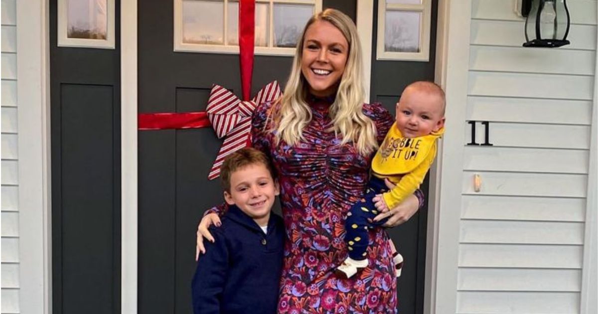 Every Time Karoline Leavitt Has a Fashion Disaster, This One Element Is ...