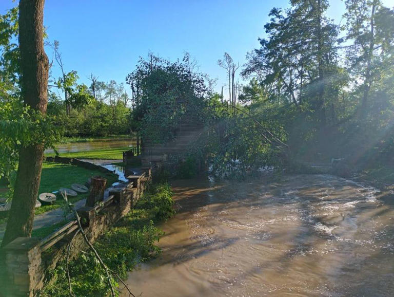 London park closed after ‘direct hit’ by tornado