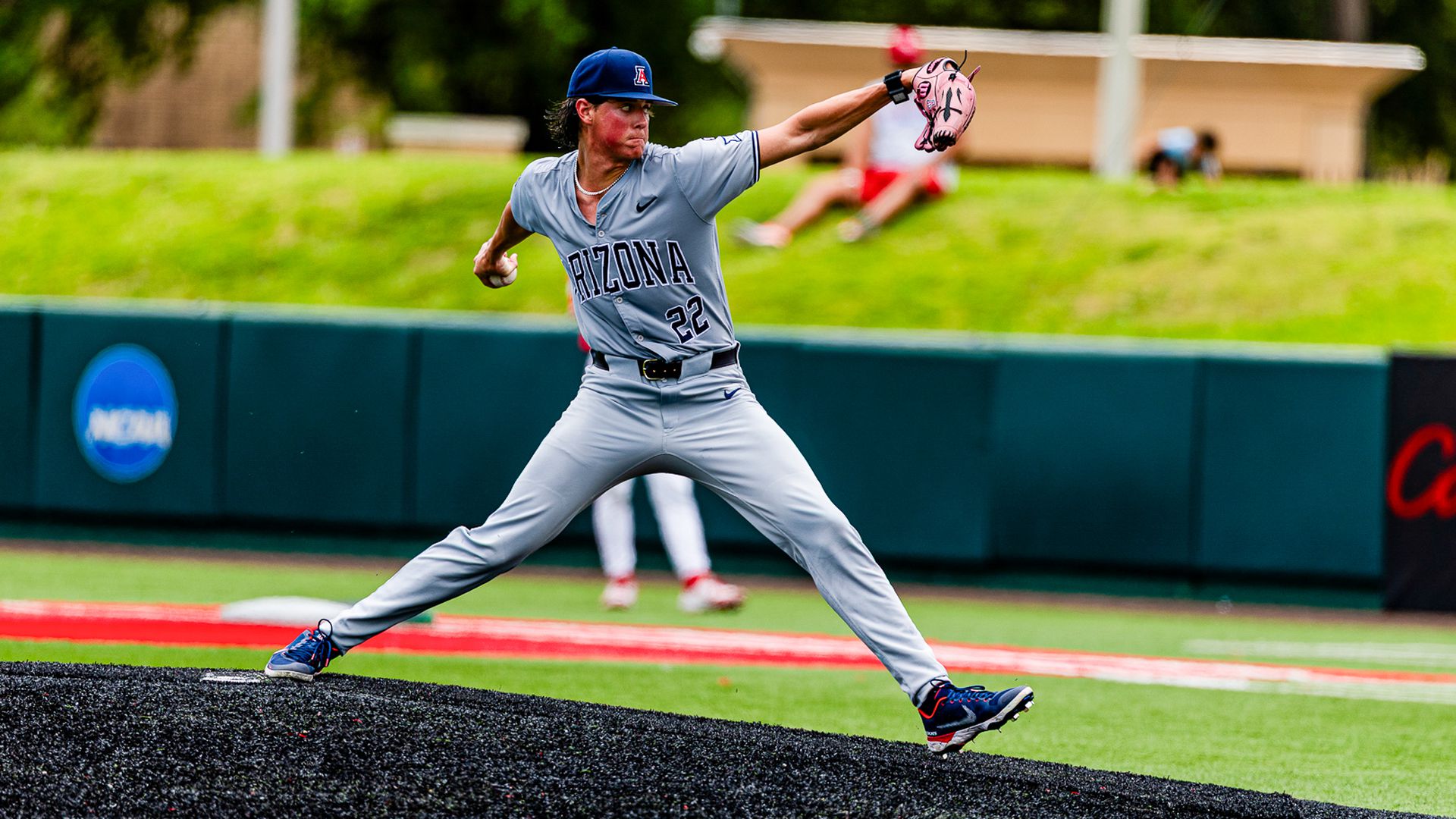 Arizona baseball wins finale at Houston to take series, earn Big 12 ...