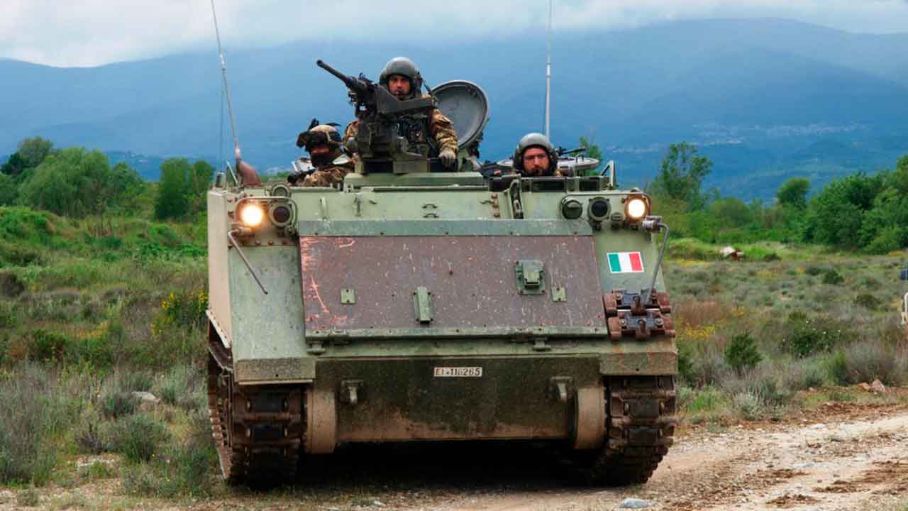 L’Italia prepara l’invio di 400 blindati M113 all’Ucraina in un nuovo pacchetto di aiuti militari