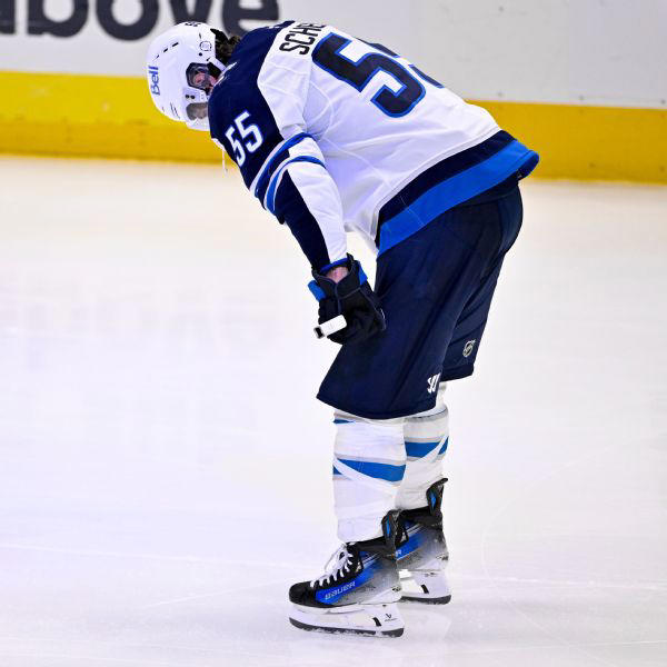 Scheifele scores in Jets' loss, hours after death of father