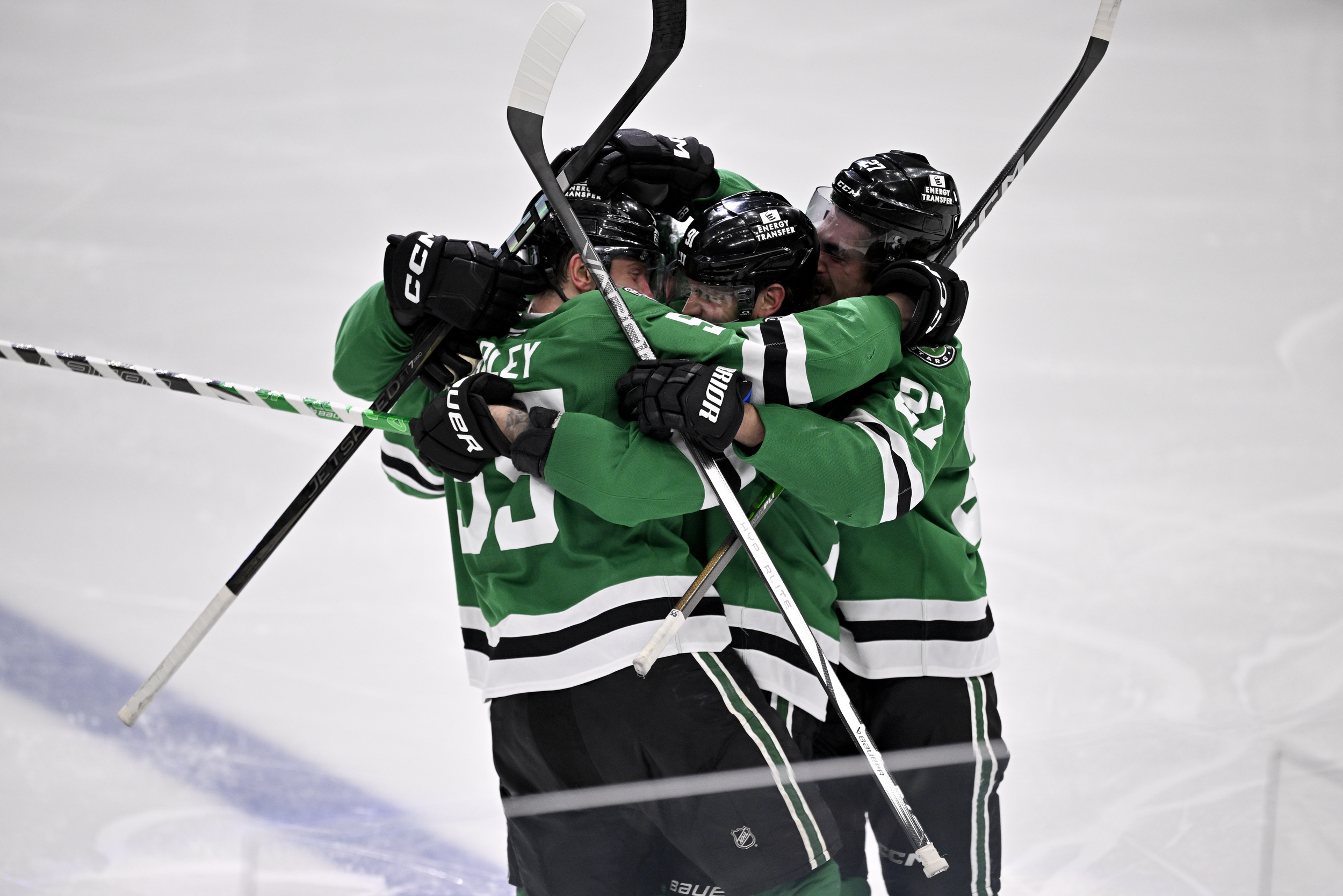 Watch: Thomas Harley's OT goal sends Stars back to Western Conference Final