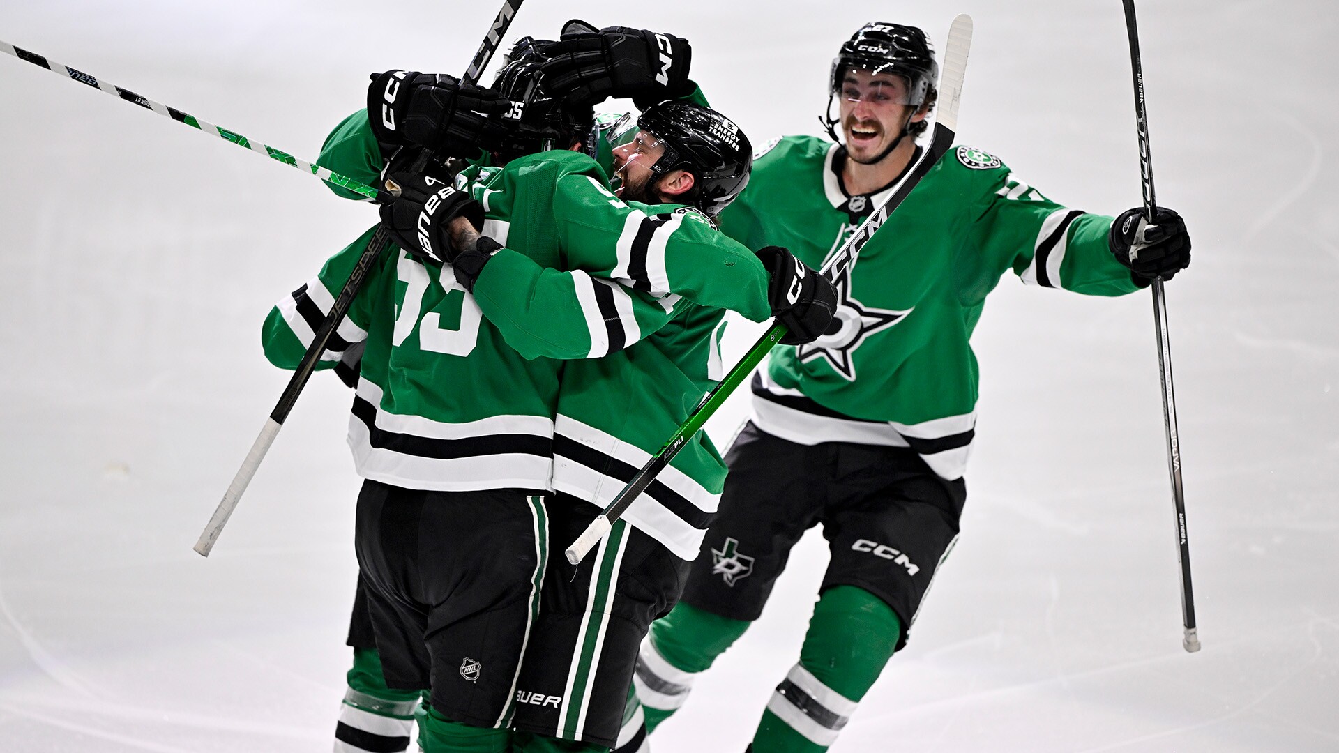 Thomas Harley scores on OT power play, Stars beat Jets 2-1 to reach 3rd ...