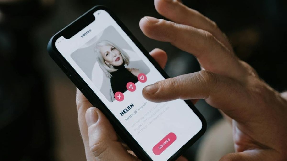 How to Find Out if Your Partner is Cheating on You with Someone on ...