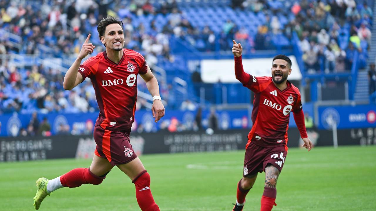 Bernardeschi, Corbeanu lead Toronto FC in thrashing of CF Montreal