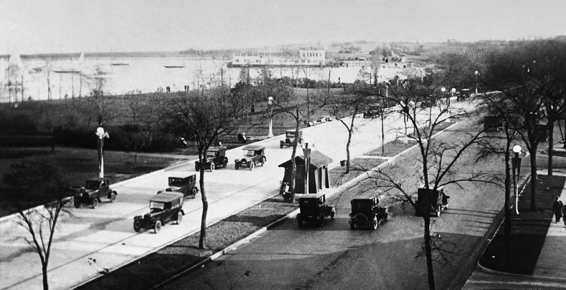 Τα πρώτα αυτοκίνητα στην Ελλάδα έτρεχαν μόλις 35 χιλιόμετρα και παρ ...