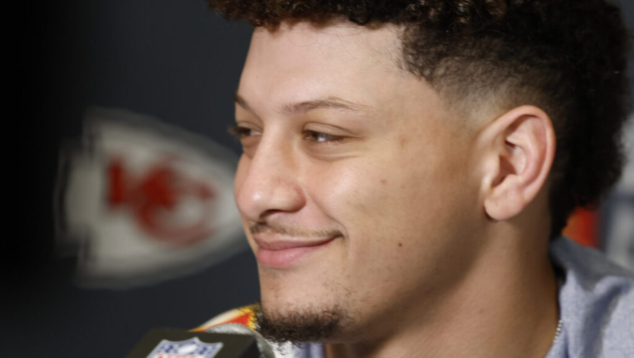 Insider Clears Air on Chiefs QB Patrick Mahomes After Historic $265 ...