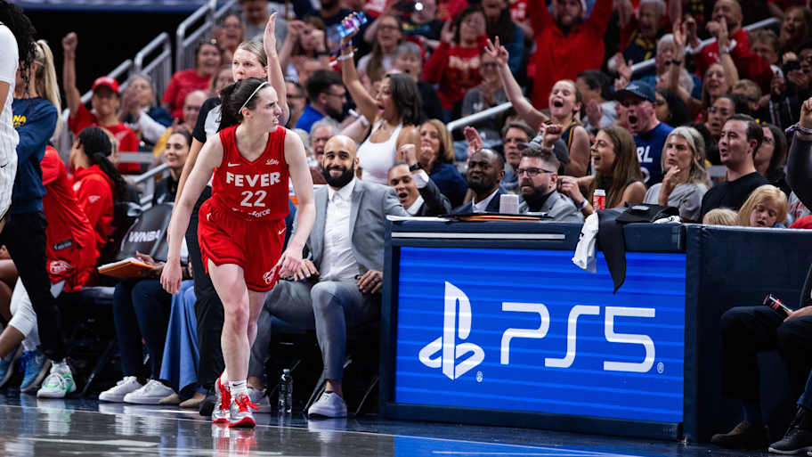 Caitlin Clark dazzles in 2025 WNBA season opener vs. Chicago Sky