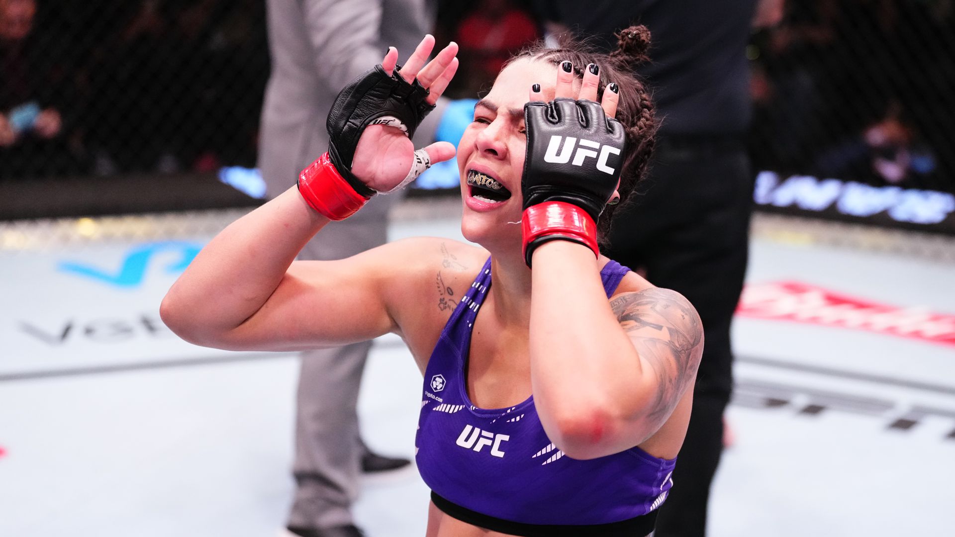 Highlights! Check Out The First Americana Finish In UFC Women’s History
