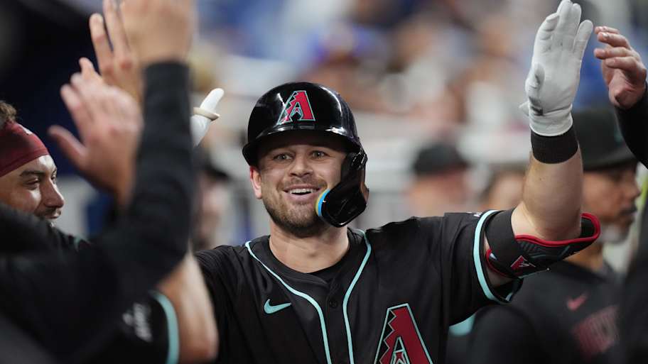 Diamondbacks Tim Tawa Has Smooth Transition to Center Field