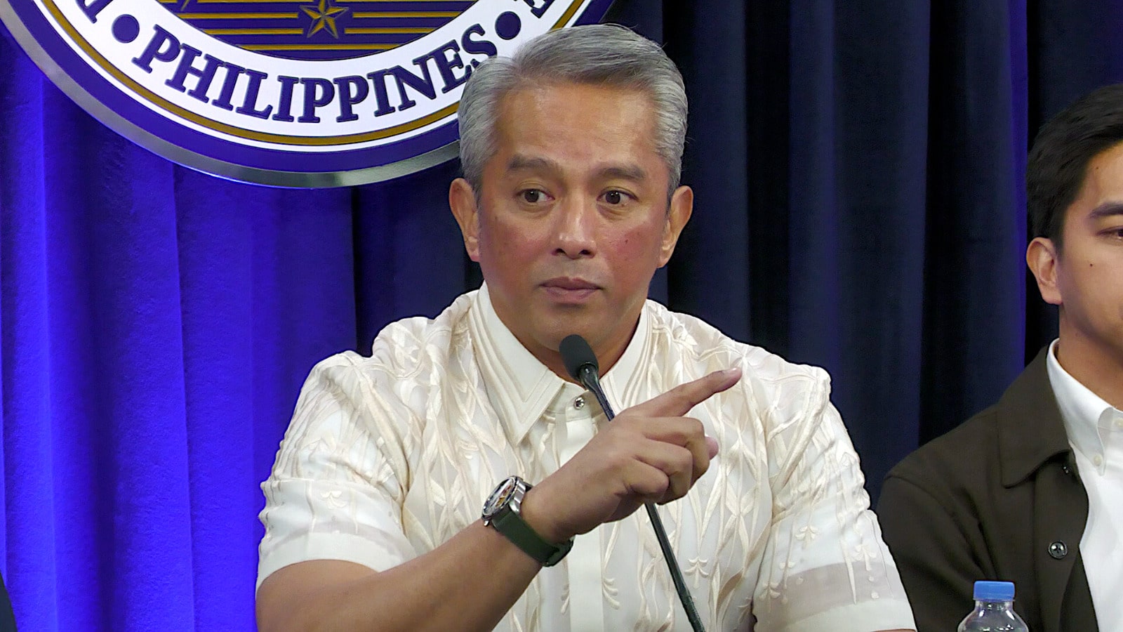 DILG chief appeals for unity from newly elected officials