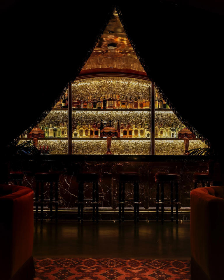 Timothée Chalamet, Jordyn Woods and Russell Wilson party with Knicks ...