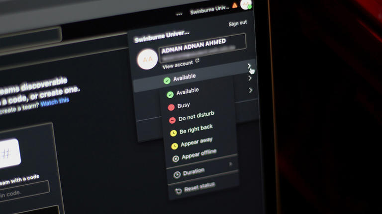 What Do The Colored Dots Mean In Outlook Email?