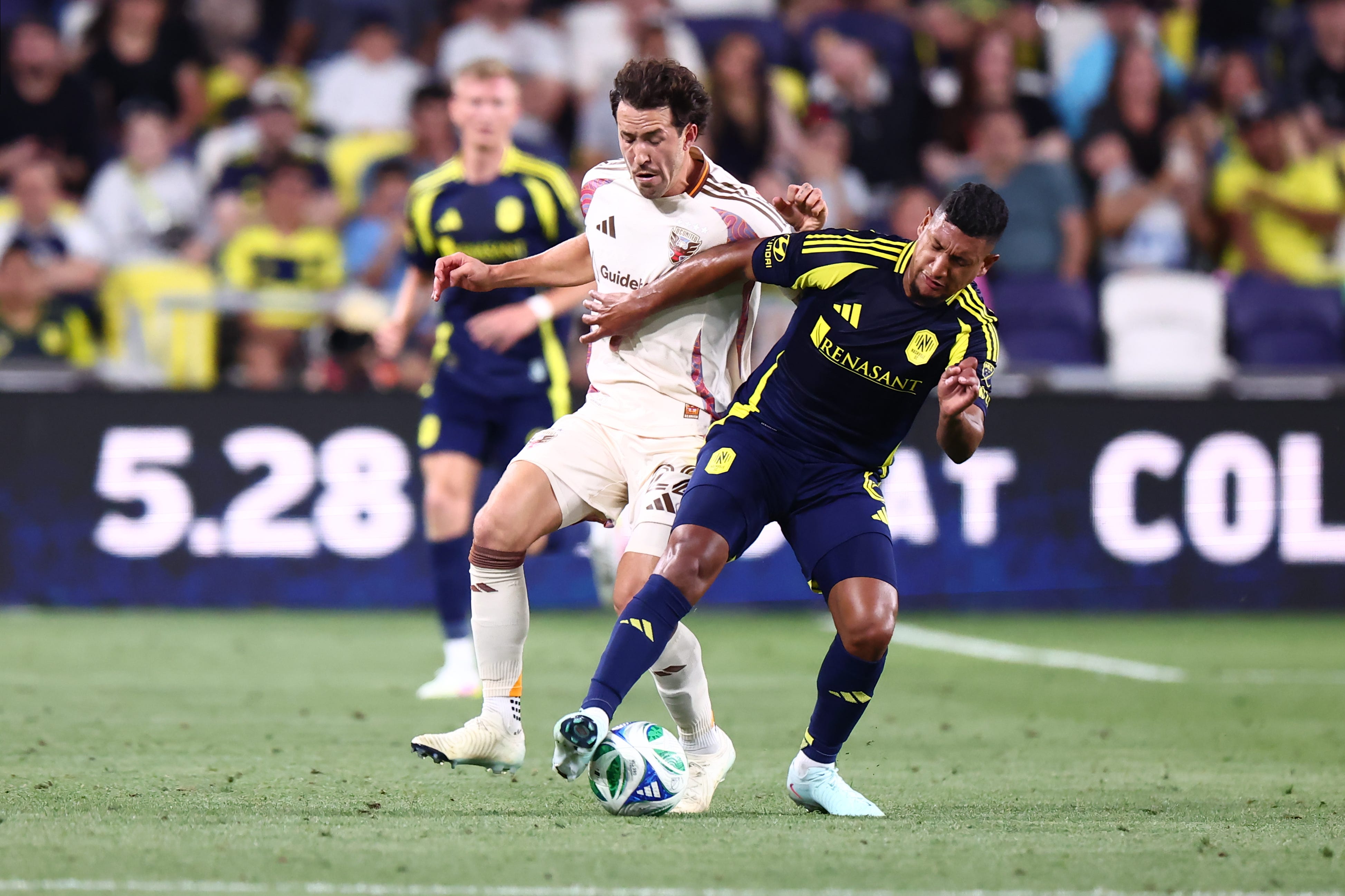 Las Cruces native Aaron Herrera shines for Guatemala at CONCACAF Gold Cup