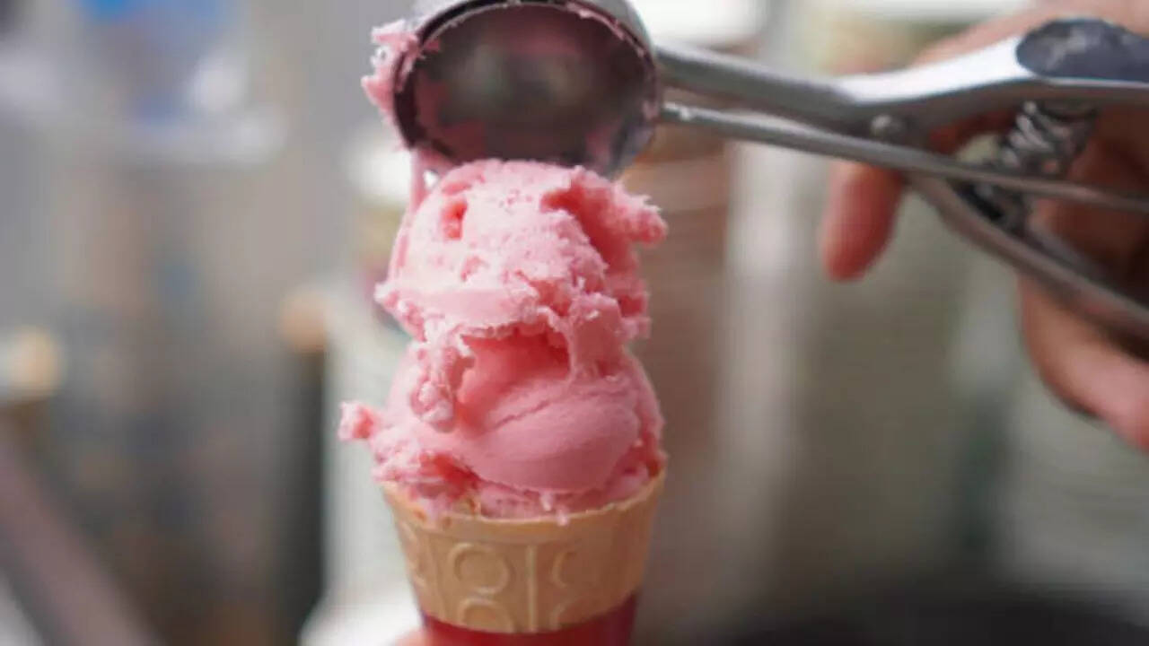 US company warns about plastic contamination in ice creams and frozen ...