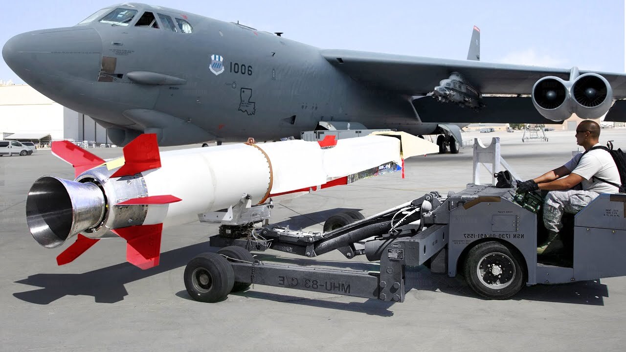 US Air Force Tests Mach 5 Hypersonic Drone from B-52 Bomber
