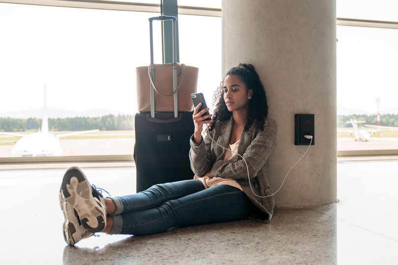 Safety warning for holidaymakers charging their phone at the airport