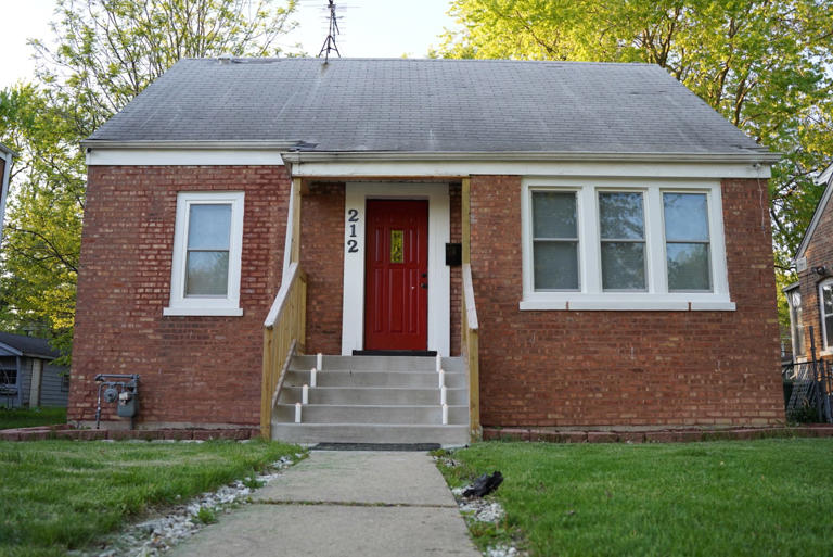 'Seize this moment': Pope Leo XIV's hometown approves purchase of house ...